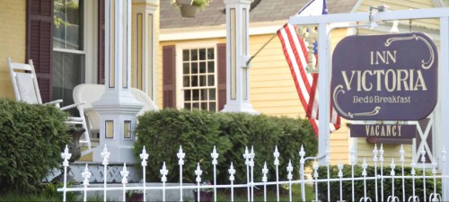 Inn Victoria: Bed and Breakfast in Chester Vermont